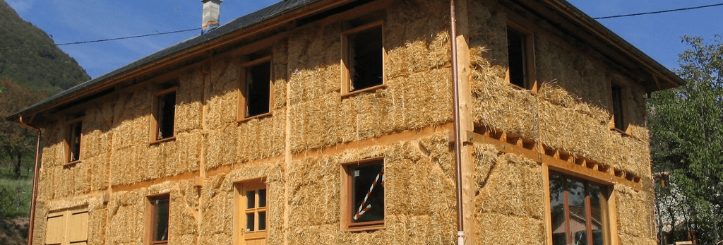 Construire en paille : l'avenir en commun ! - La Case Robinson